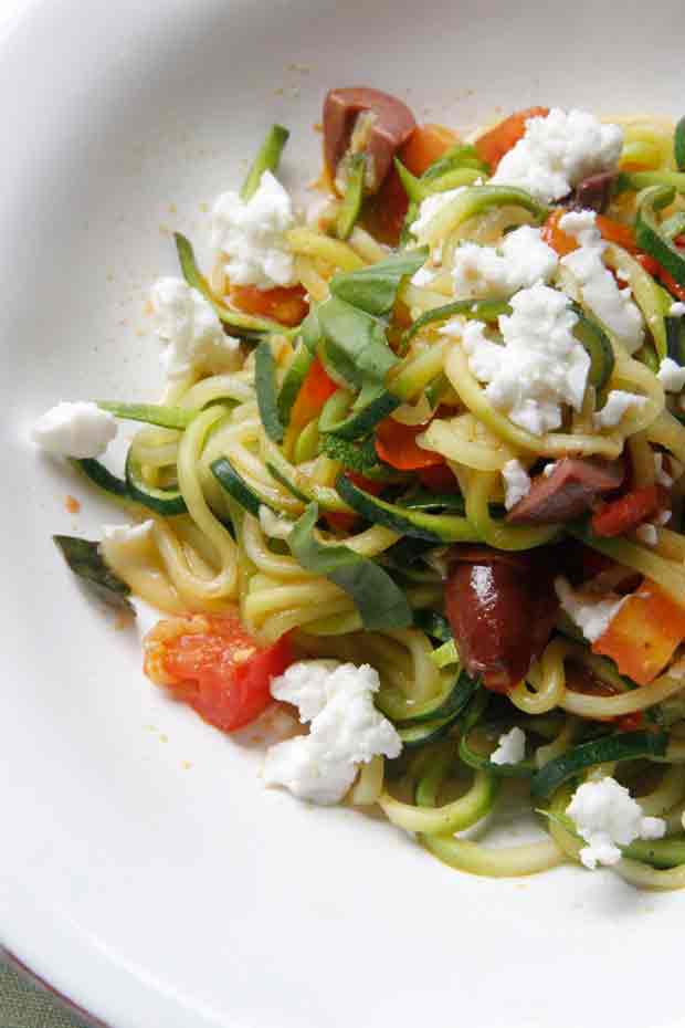 zucchini-pasta-salad
