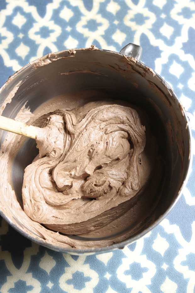 Nutella Buttercream Frosting